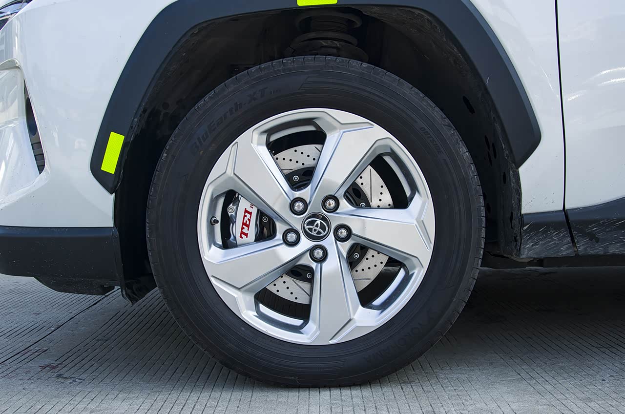 【文章】丰田RAV4荣放改装TEI Racing P40NS刹车卡钳套件_车家号_汽车之家