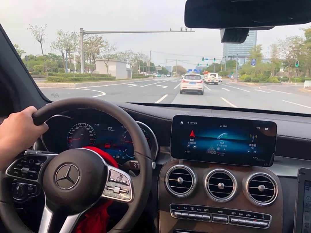 【文章】20款奔驰GLC300L改装ACC自适应巡航作业_车家号_汽车之家