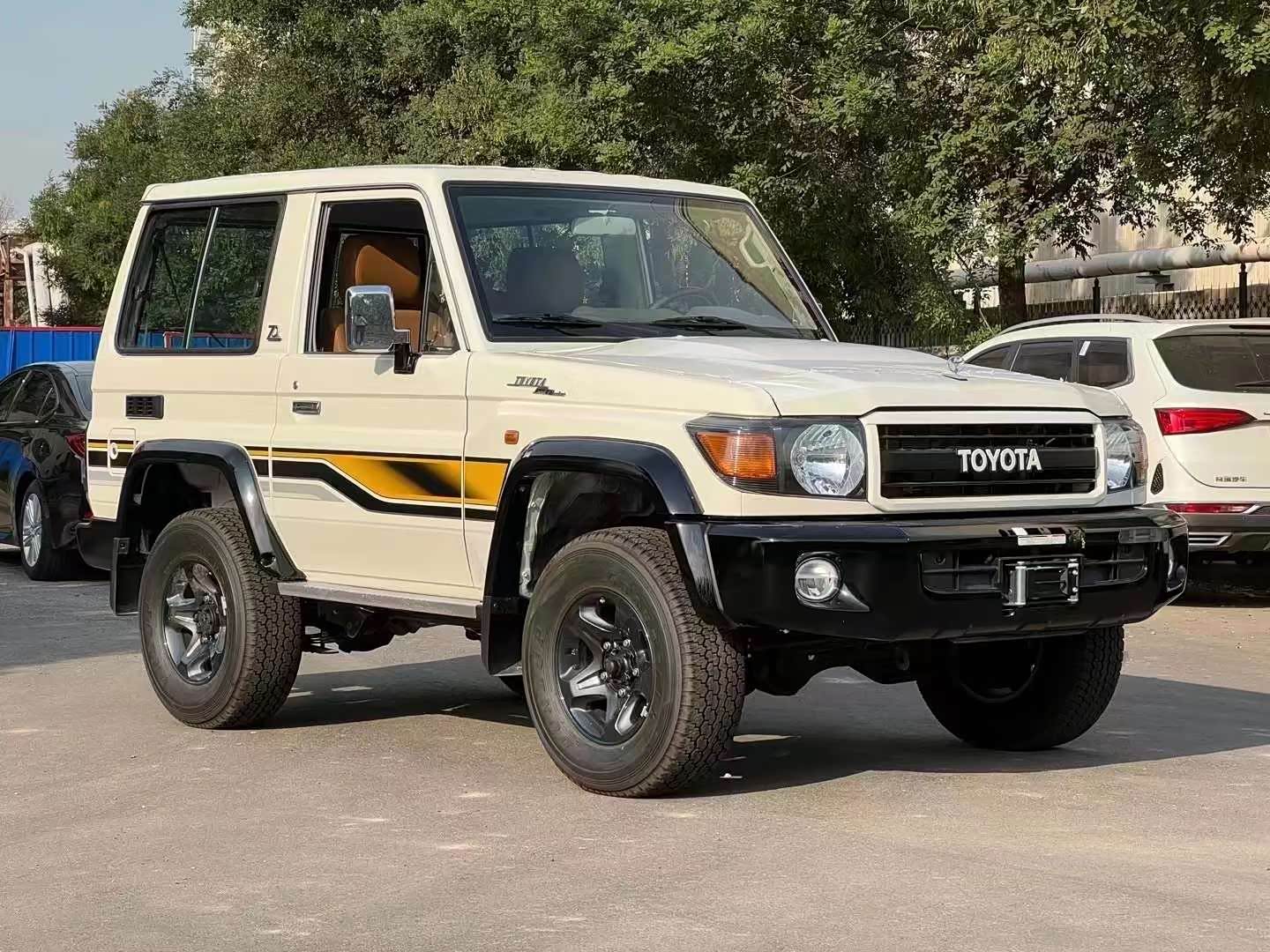 【文章】22款丰田LC71 LC76 70周年纪念版 4.0L 自吸 越野情怀现车出售_车家号_汽车之家