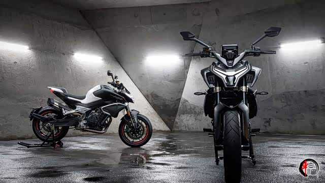 【文章】新车｜百匹空气刀春风NK800性能街车8英寸车机+电子快排46980元起_车家号_汽车之家