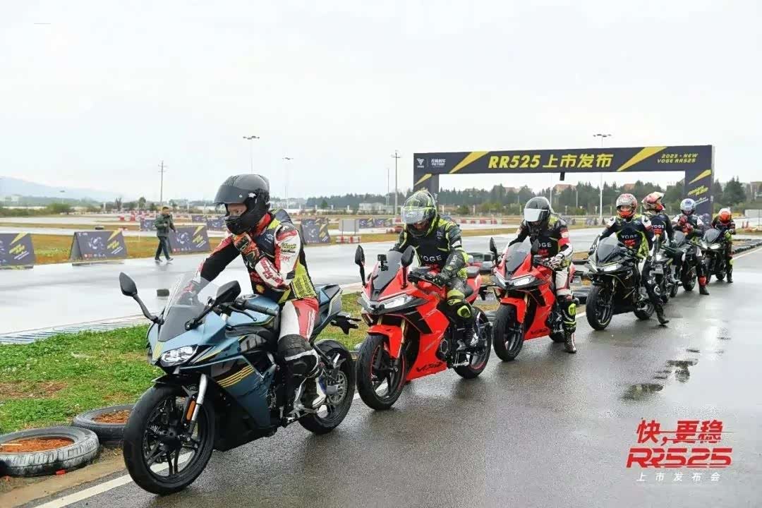 【文章】比预售价低了1千无极RR525正式上市，亮相新复古Q250\AC300 Café_车家号_汽车之家