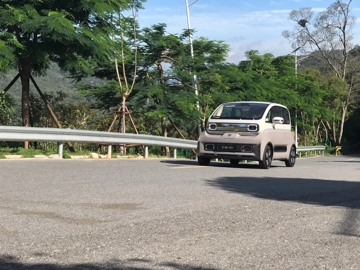【文章】2023款KiWi EV迎来首次OTA升级，泊车更方便？适用场景更广？_车家号_汽车之家