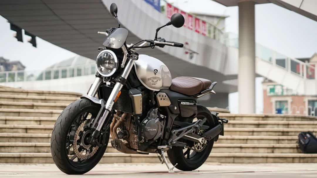 【文章】西装暴徒——国产500cc级最强复古车型，赛科龙RE560试驾报告_车家号_汽车之家