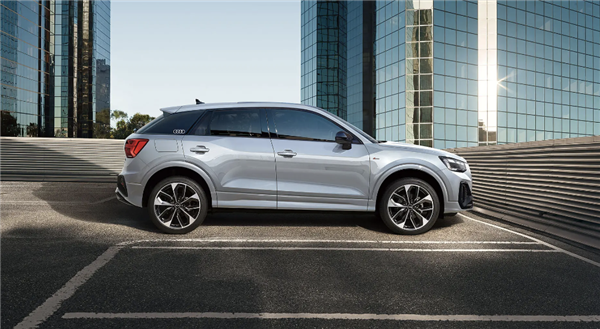 【文章】2023款奥迪Q2L正式上市！多种方案供选择，搭载全新1.5T发动机！_车家号_汽车之家