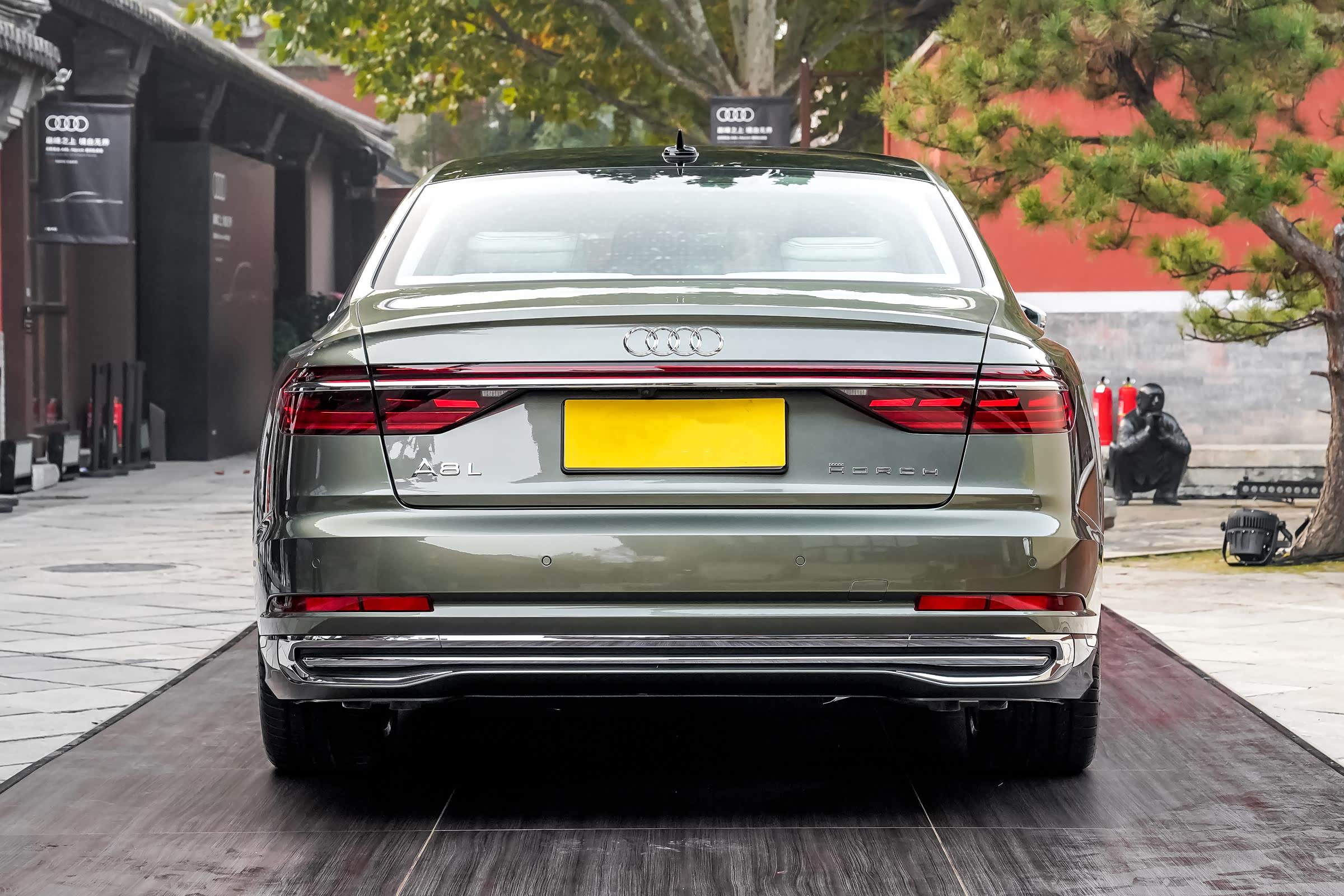 【文章】奥迪终于亮出“王牌“，车长5450mm，配大饼轮毂+quattro四驱系统_车家号_汽车之家