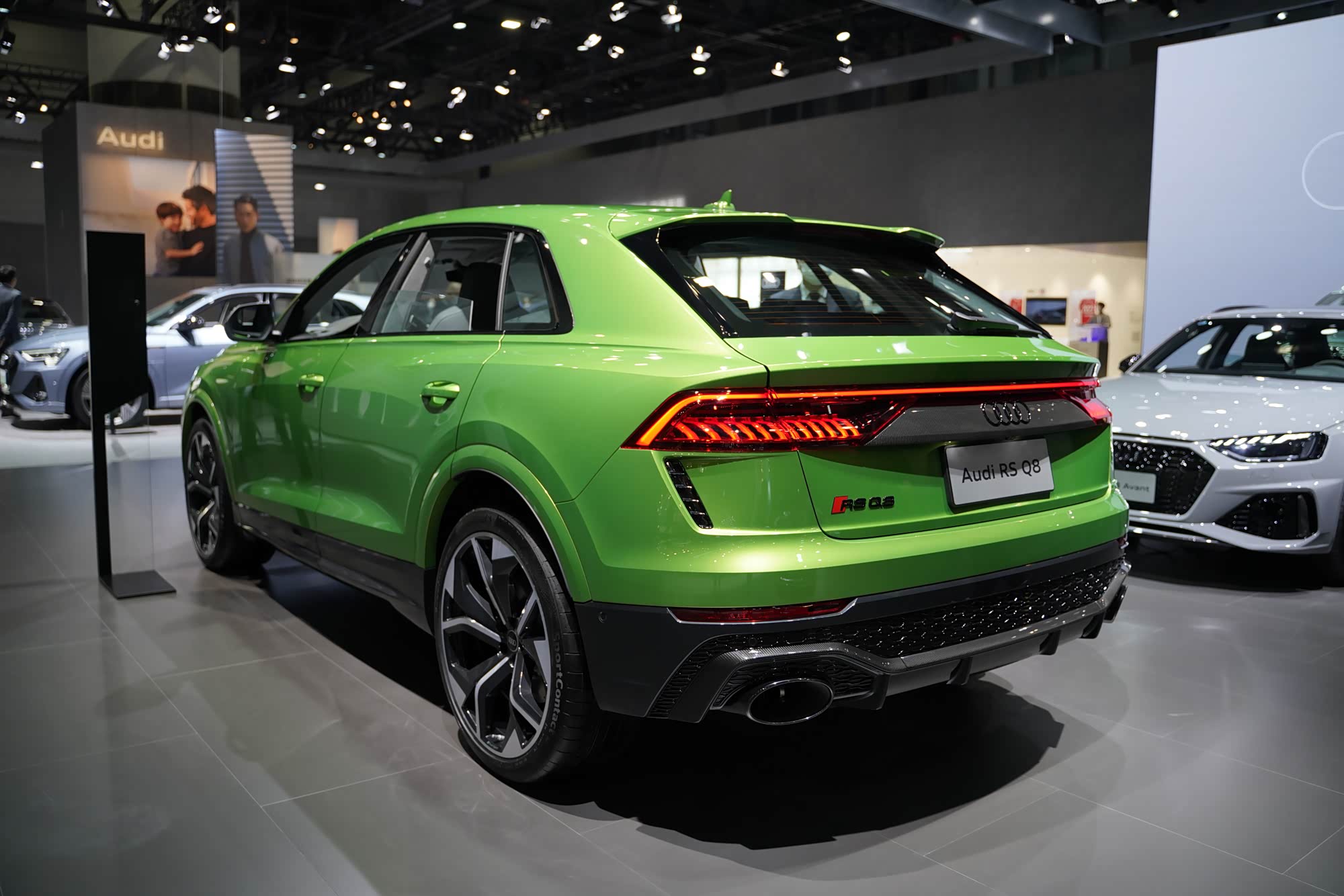 【文章】奥迪RSQ8再次亮相车展，颜值依旧抗打！_车家号_汽车之家