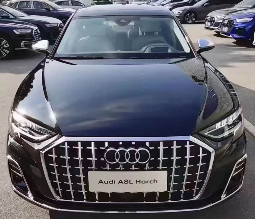 【文章】全新奥迪A8L霍希版到店，配备“大饼”轮毂，车长超5米4，130万起_车家号_汽车之家