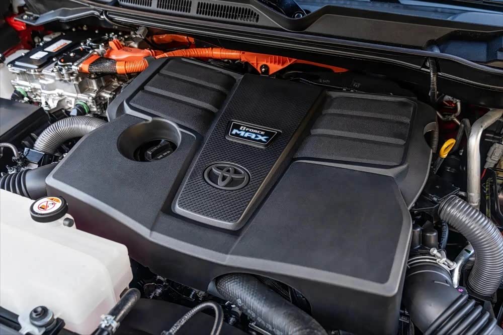 【文章】全新丰田红杉到港！尺寸超奥迪Q7，V6引擎+10AT，比揽胜还高级_车家号_汽车之家