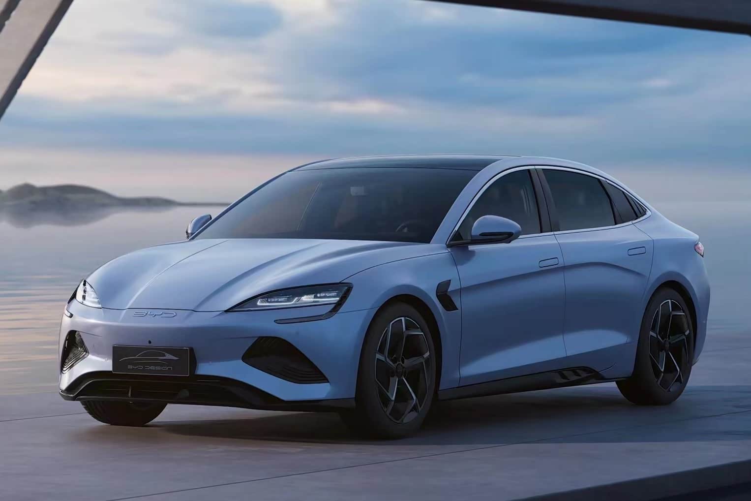 比亚迪海豹最新官图曝光 竞品或为长安C385和特斯拉Model 3_车家号_发现车生活_汽车之家