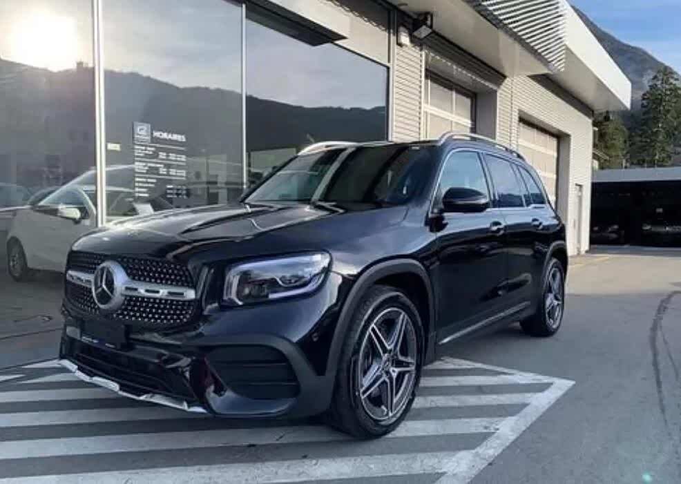 【文章】海外实拍奔驰GLB_车家号_汽车之家