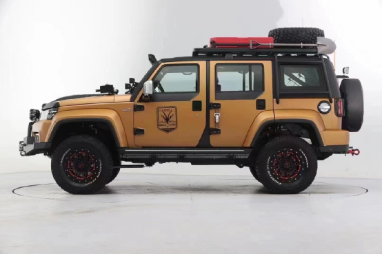 【文章】硬汉PK！坦克300铁骑02和北京BJ40可可西里你中意哪款？_车家号_汽车之家