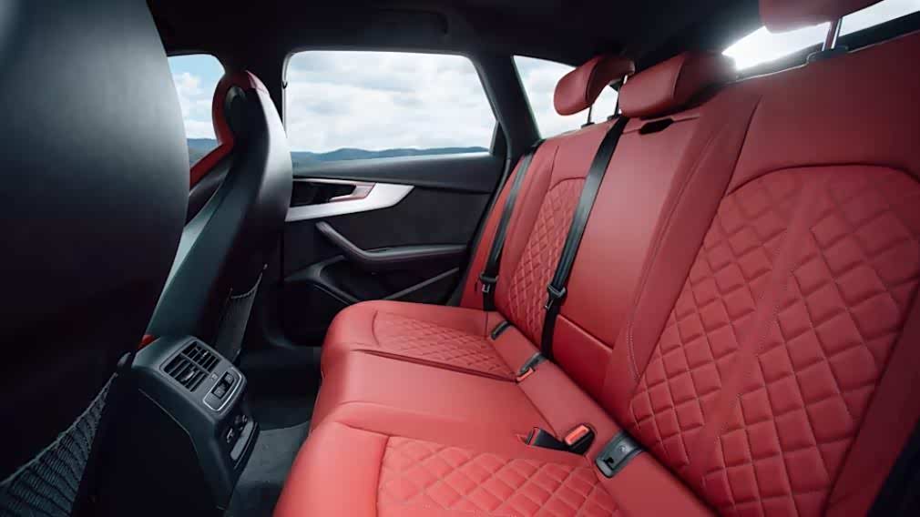 【文章】奥迪S4 Avant，52.18万的高性能旅行车，3.0T+8AT+S定制悬挂_车家号_汽车之家