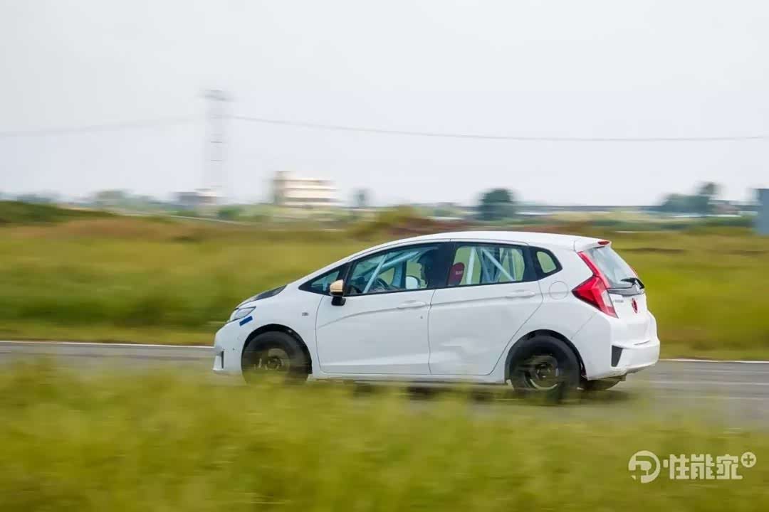 【文章】这辆“超跑”不一般！——GK5 HMS 底盘套件静态赏析_车家号_汽车之家