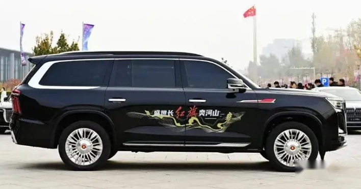 【文章】被称为“国产库里南”，红旗LS9首次亮相，配4.0TV8引擎659匹马力_车家号_汽车之家