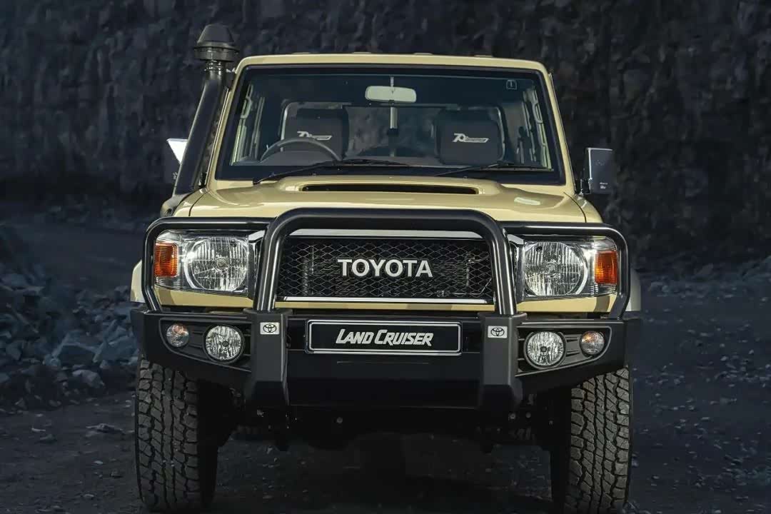 【文章】越野圈的活化石！22款丰田酷路泽LC76配置解析！_车家号_汽车之家
