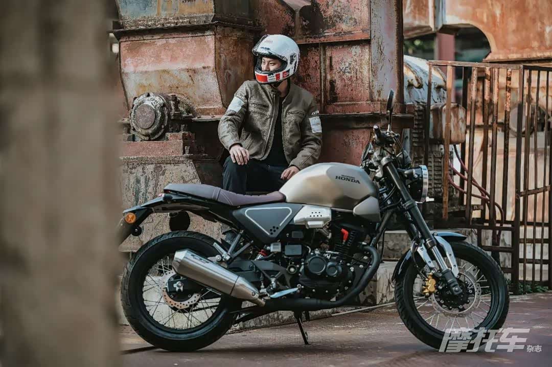 【文章】售价16980元，五羊-本田New CB190SS，更具运动风格的复古车！_车家号_汽车之家