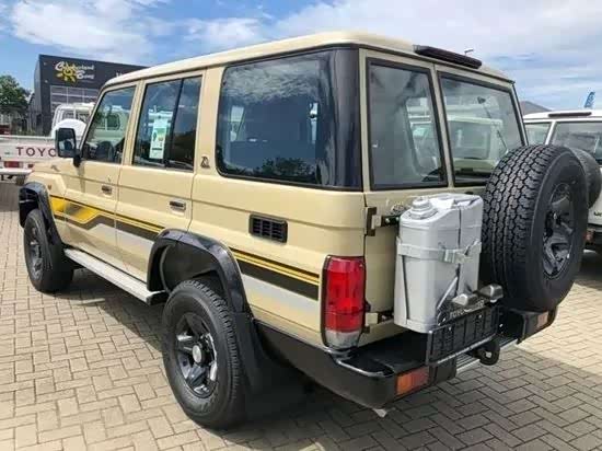 【文章】越野圈的活化石！22款丰田酷路泽LC76配置解析！_车家号_汽车之家