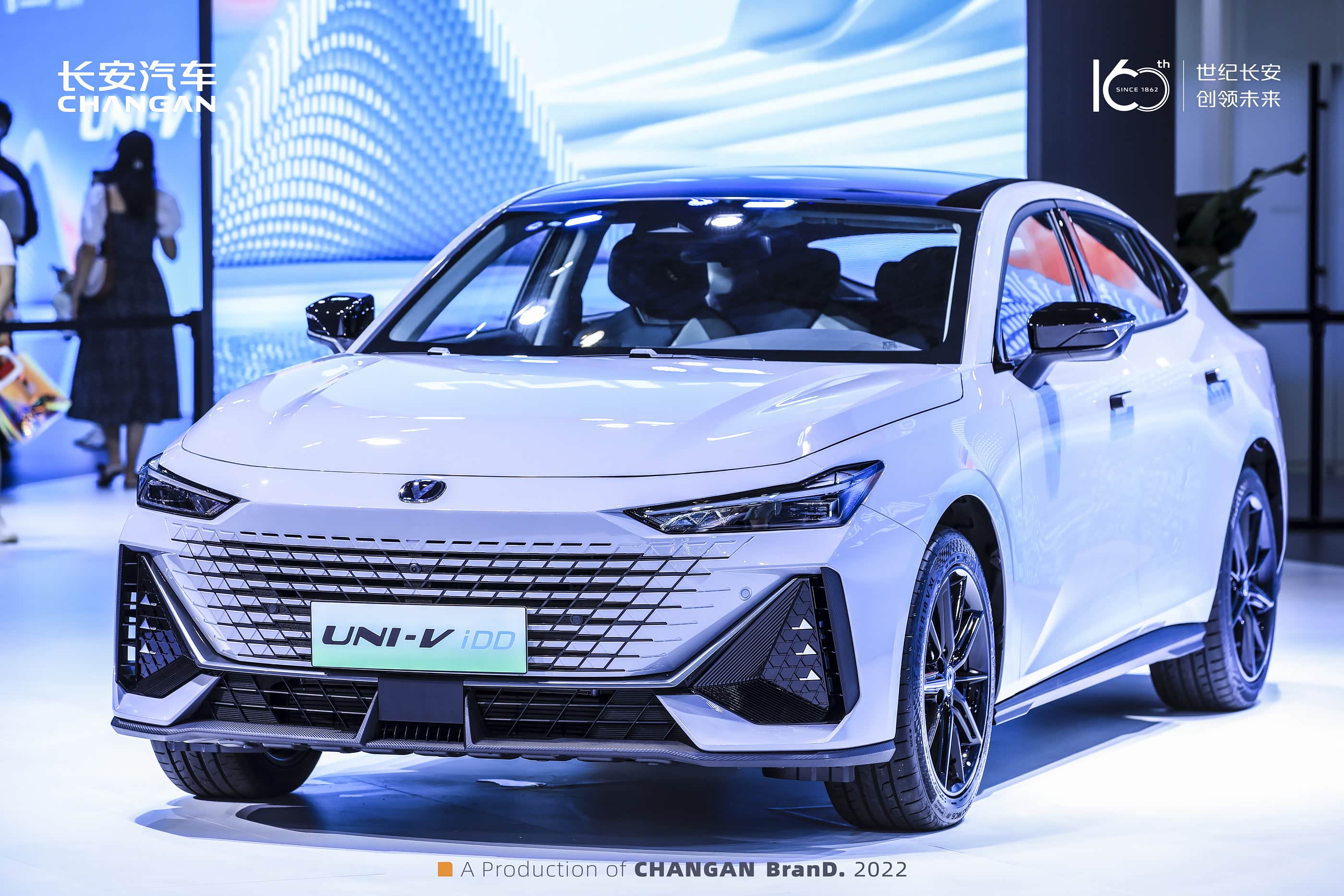 【文章】长安UNI-V 2.0T的价格亮了！UNI-V iDD最快三季度上市_车家号_汽车之家