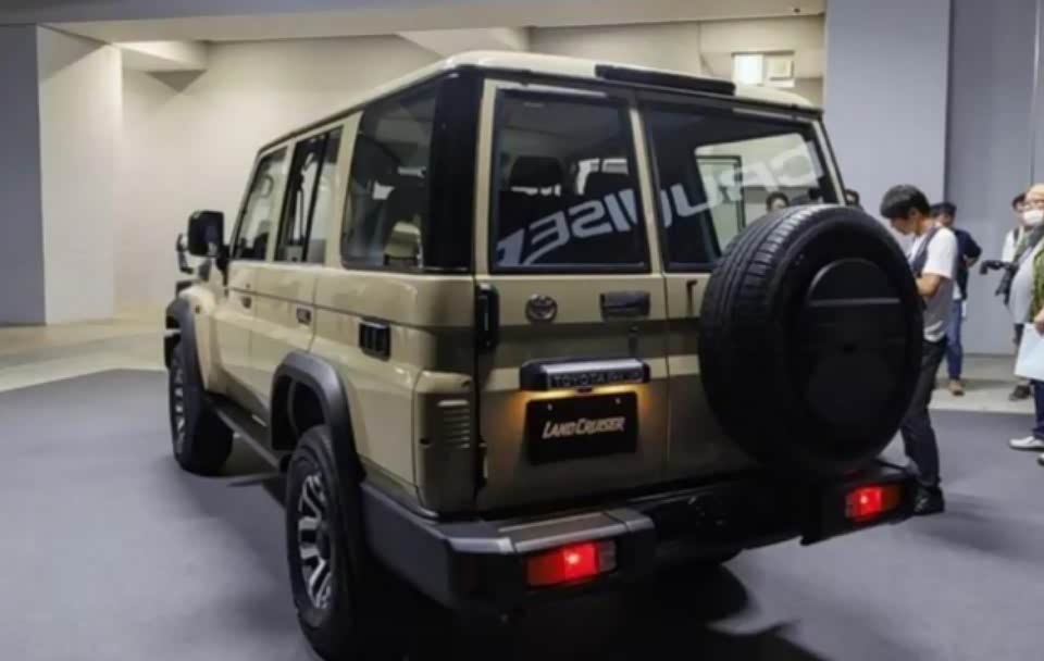 【文章】情怀玩家的最爱，丰田LC70复产！搭载2.8T柴油机+6AT动力_车家号_汽车之家