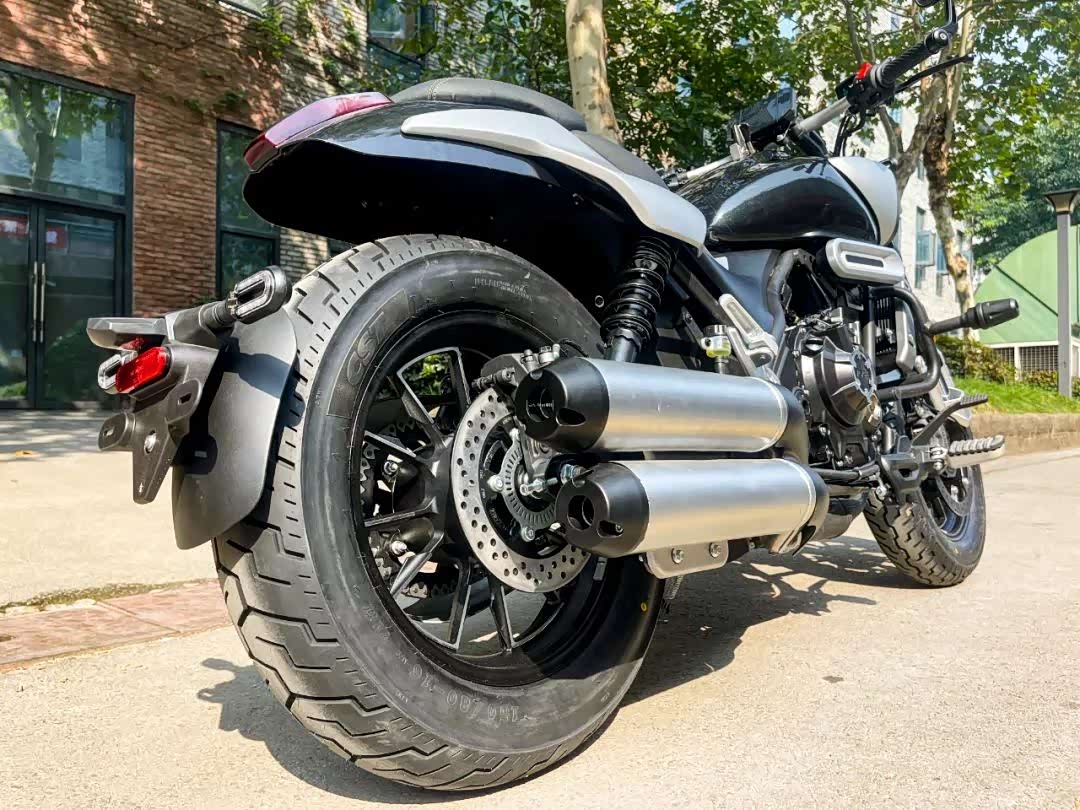 【文章】全系标配TCS功能？无极CU525实车曝光，打造国产运动巡航新标杆_车家号_汽车之家