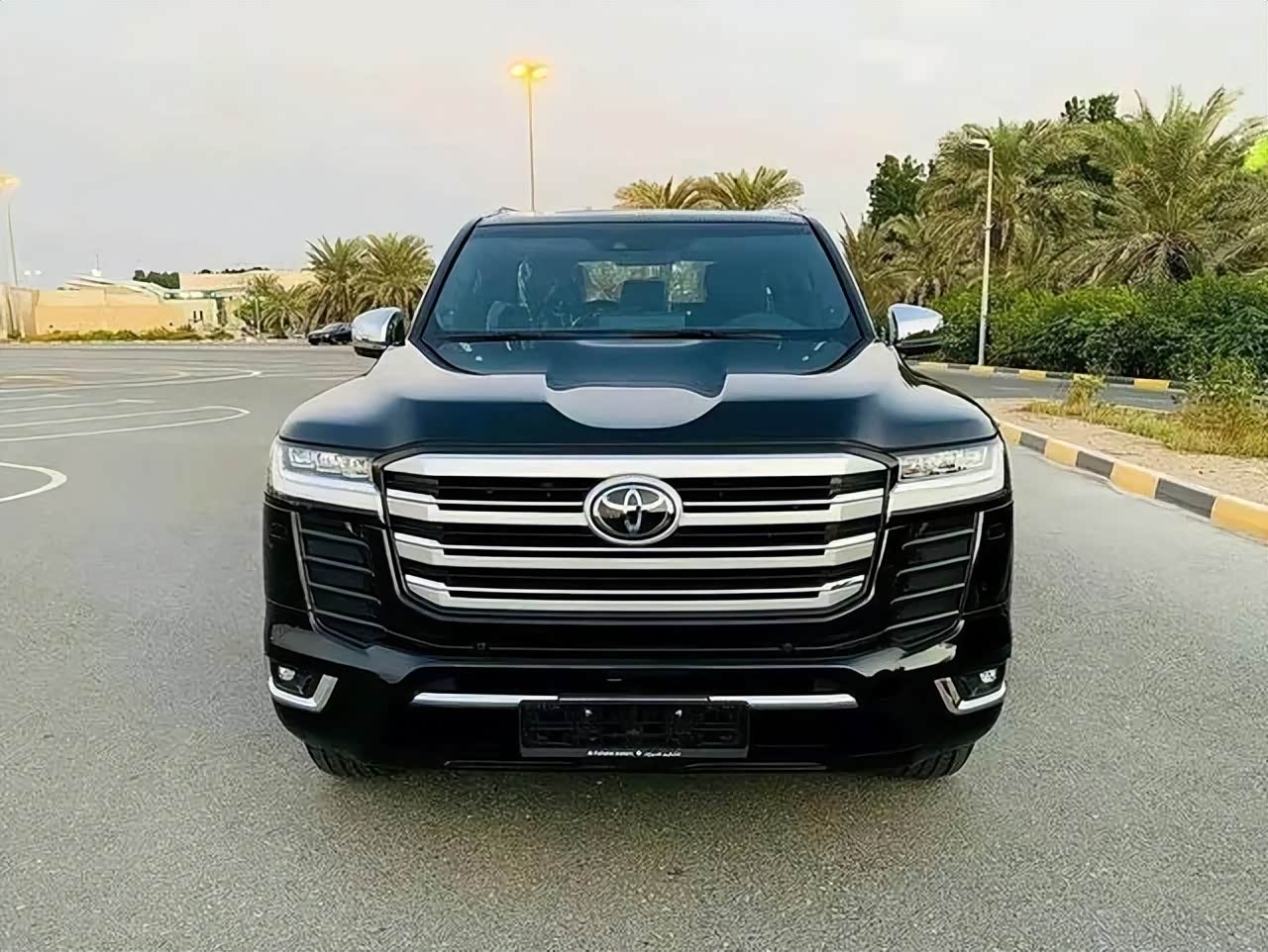 【文章】丰田“陆巡”或将回归！造型气派，搭3.5T V6+10AT，关键还是国六_车家号_汽车之家