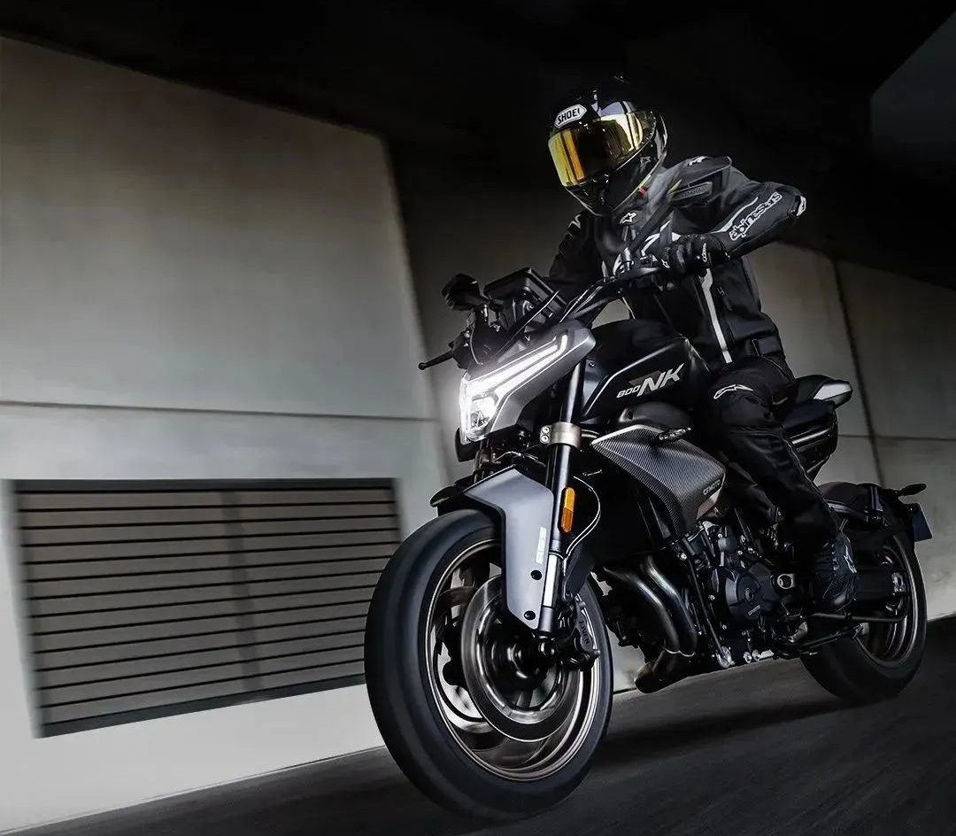 【文章】春风800NK重量发布，畅享运动与乐趣！_车家号_汽车之家