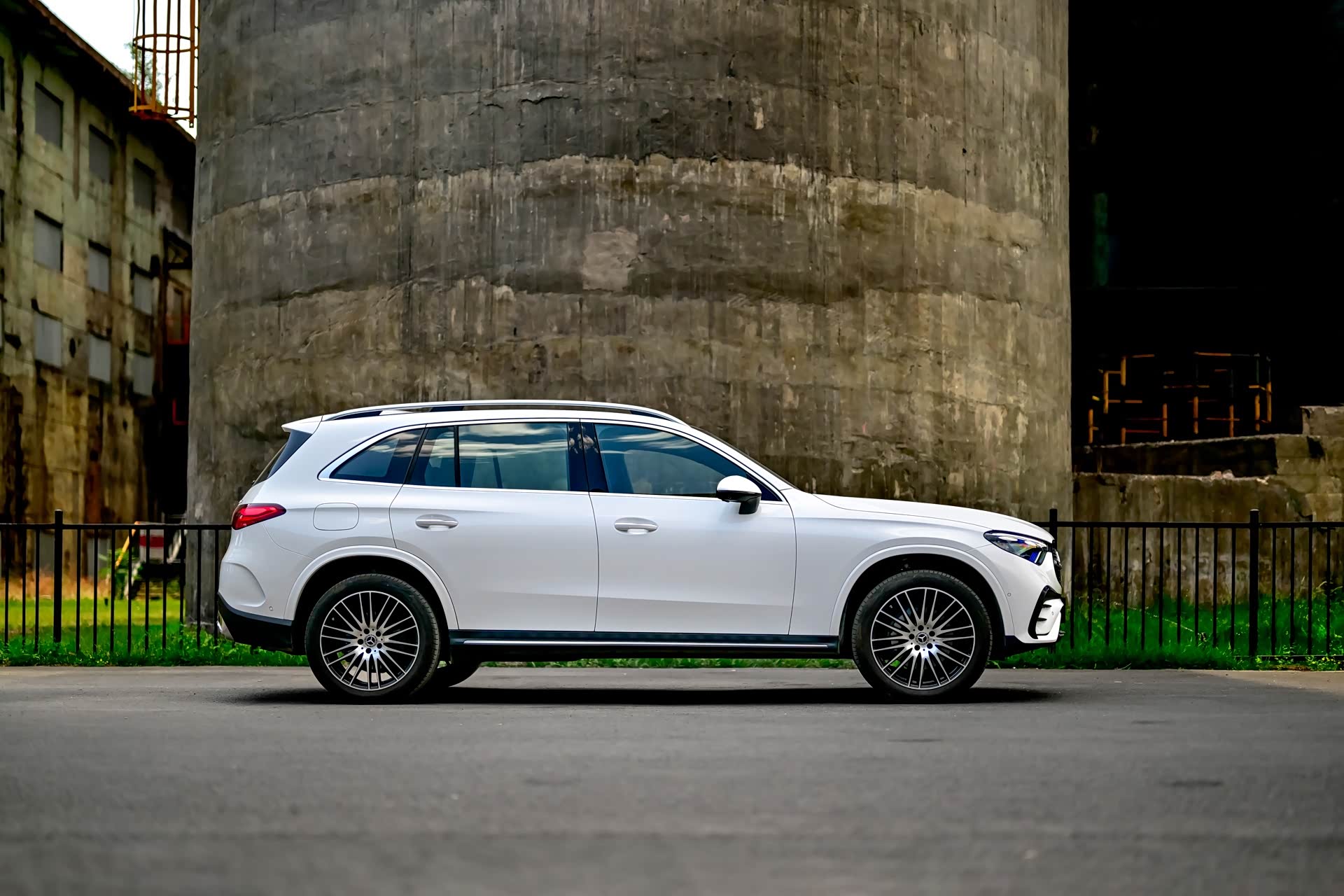 【文章】换装M254 920发动机后的GLC 300L能否撑起豪华中级SUV的半边天？_车家号_汽车之家