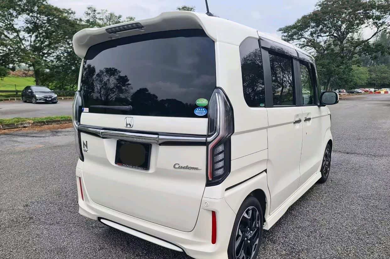 【文章】实拍本田N-BOX，K-car元素更丰富，空间更大更实用_车家号_汽车之家