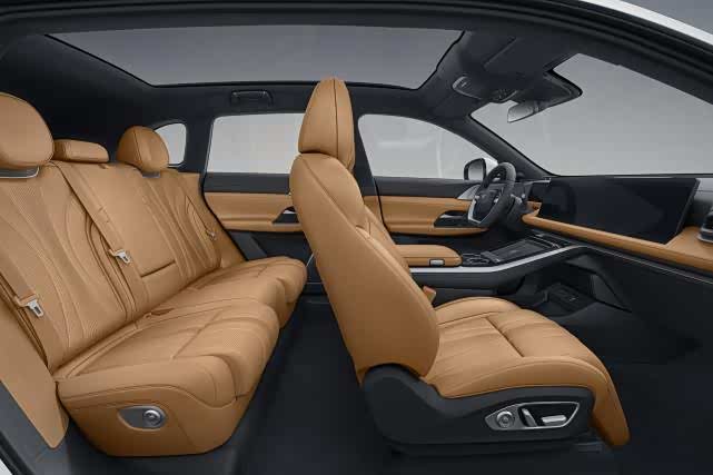 【文章】小鹏G9对比理想L7 谁是更强的大五座新能源SUV？_车家号_汽车之家