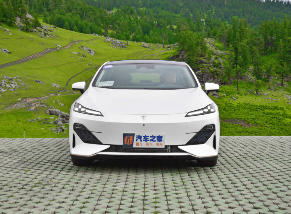 【文章】长安深蓝SL03实力分析，看到的和看不到的都有，16.89万起确实香_车家号_汽车之家