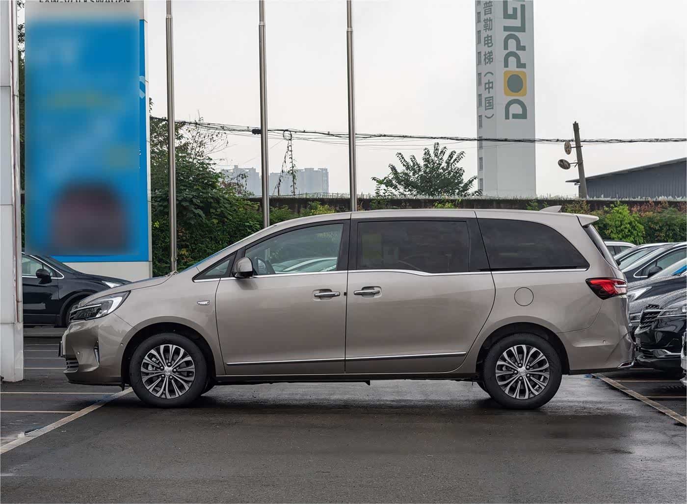 【文章】别克GL8陆上公务舱PK本田奥德赛，哪款车更加适合家庭用车？_车家号_汽车之家