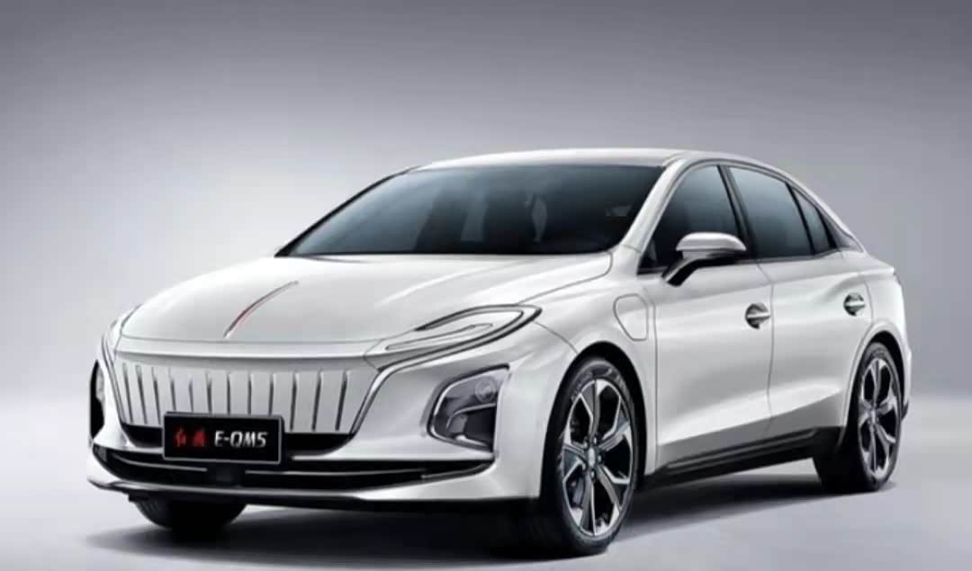 【文章】补贴后12.28万起 全新一汽红旗E-QM5乘用版正式上市_车家号_汽车之家