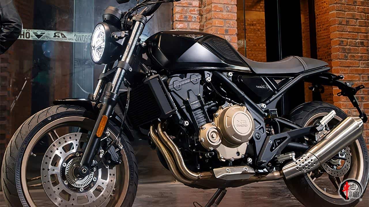 【文章】新车｜硬派复古套娃模式：高金GK400细节处展现品质，售价25980元_车家号_汽车之家