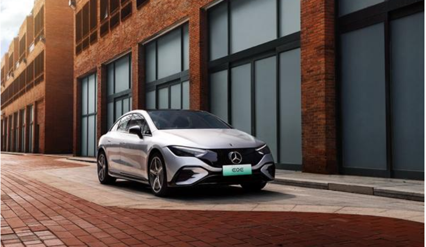 【文章】53万元起，北京奔驰全新EQE开启预售！能打过蔚来ET7吗？_车家号_汽车之家