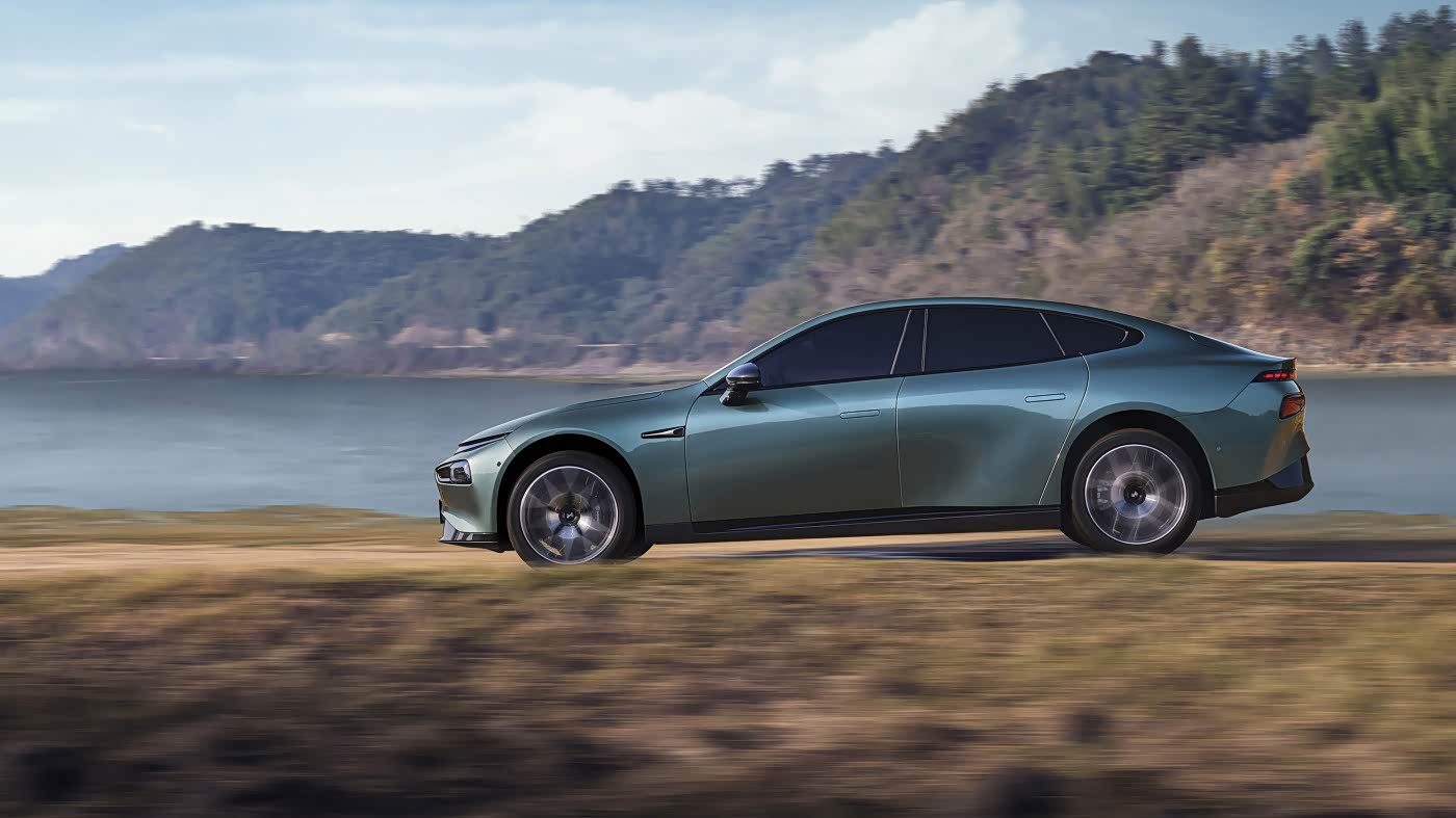 【文章】小鹏P7i上市，激光雷达+XNGP，首推702 Pro版_车家号_汽车之家