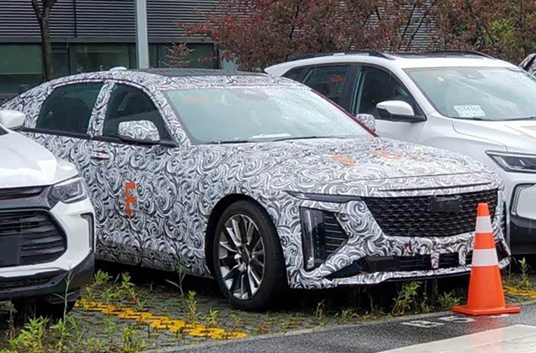 【文章】新一代CT6现身国内！颜值尺寸更霸气！键盘侠：真•浴皇大帝！_车家号_汽车之家