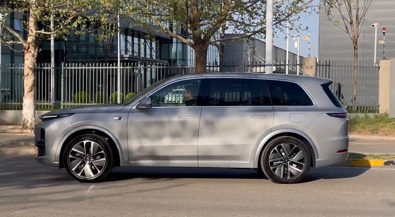 【文章】理想L9实车再曝光！气场不输宝马X5、坦克500_车家号_汽车之家