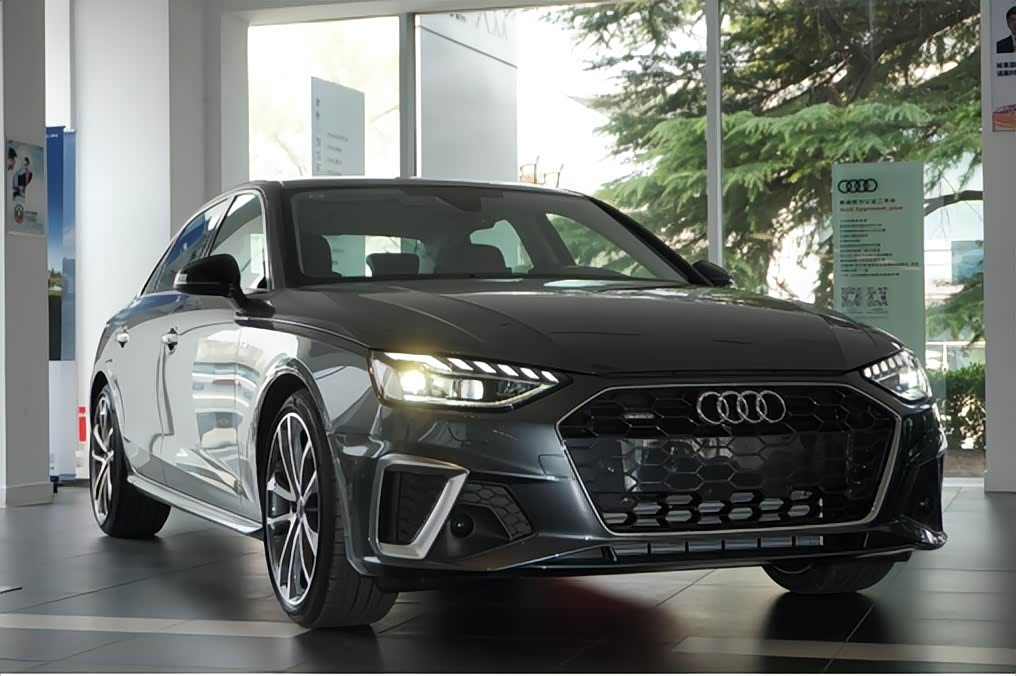 【文章】2023款奥迪A4L配置曝光，新增星夜版，预计32.18万元起售_车家号_汽车之家