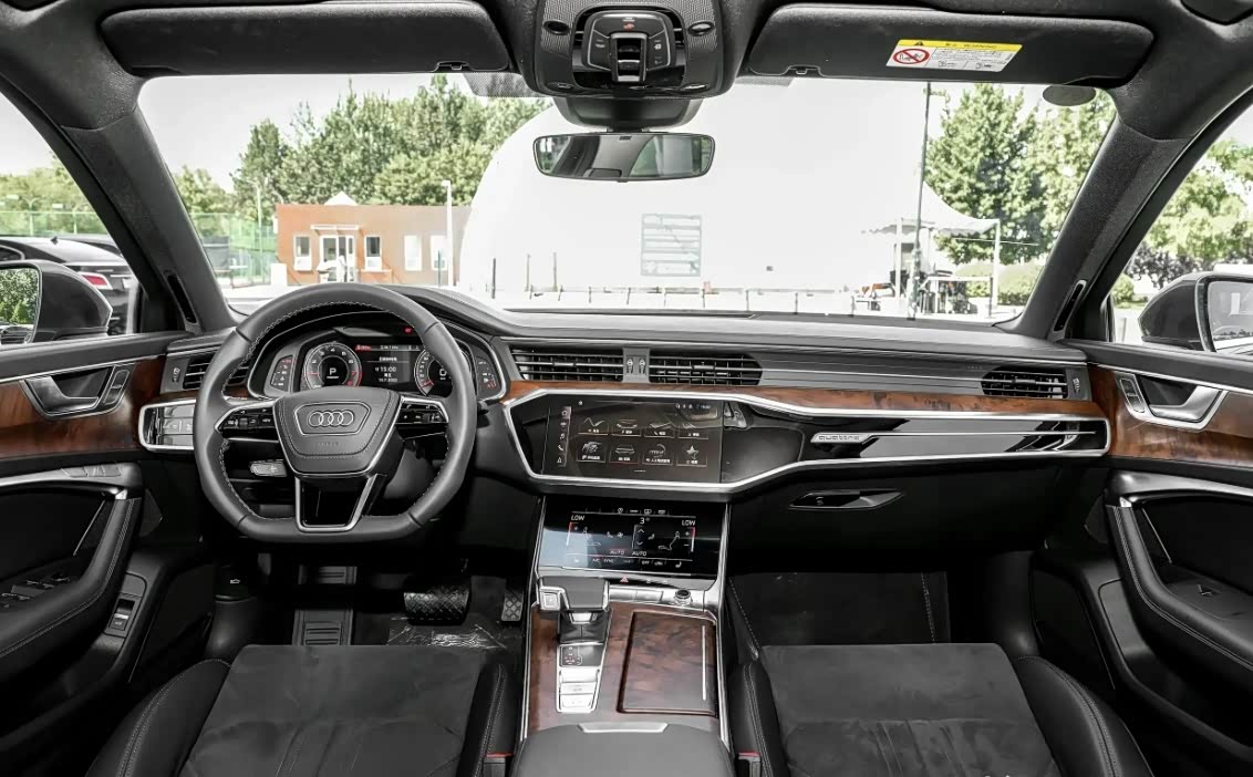 【文章】新款奥迪A6L配置曝光，取消DVD，42.79万起售_车家号_汽车之家