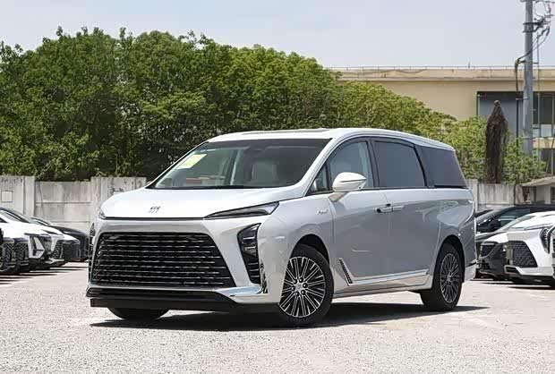 别克GL8陆尊PHEV新车8月26日上市：202公里纯电续航+5C超快充技术_车家号_发现车生活_汽车之家