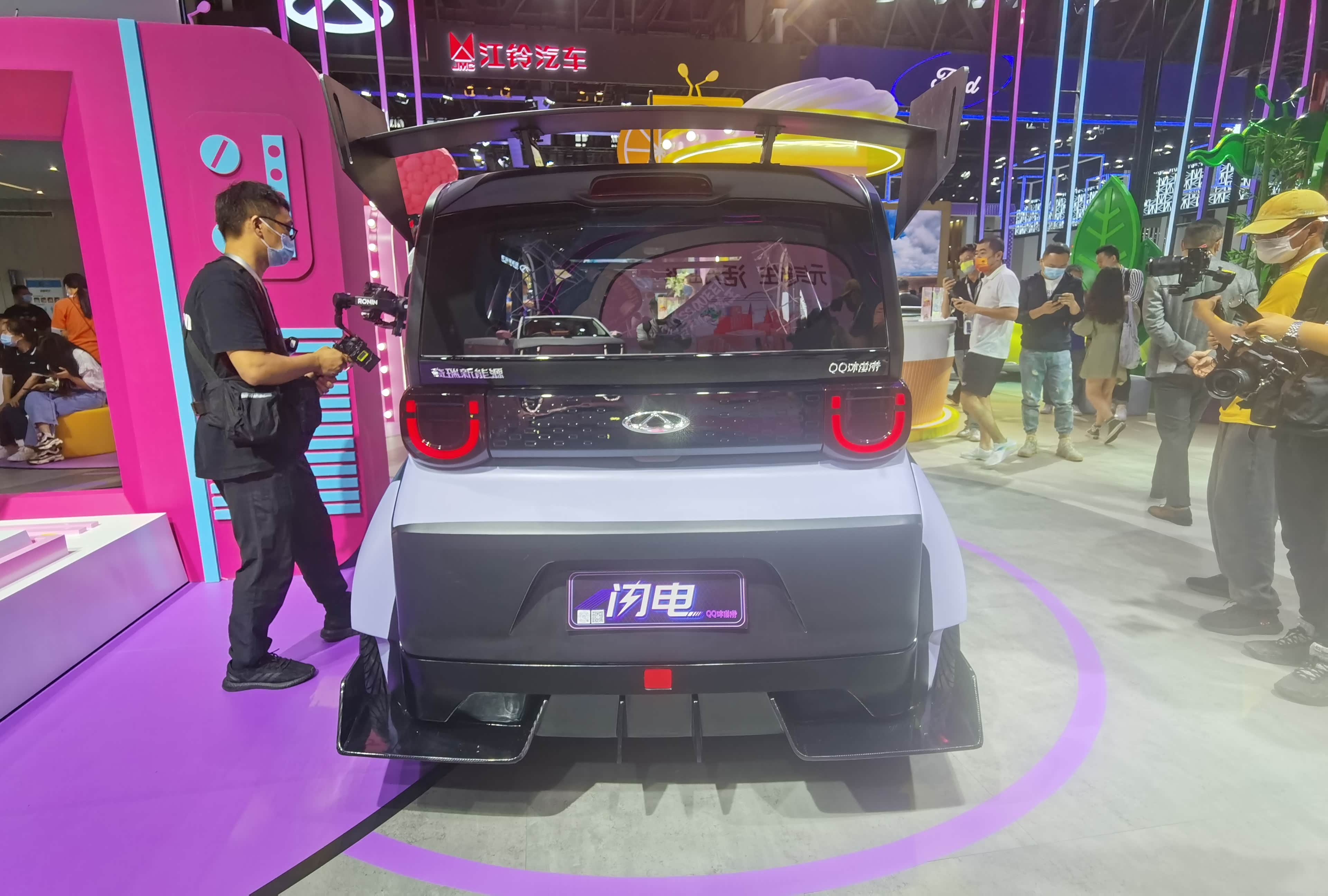 外观可爱，轴距1960mm，奇瑞QQ冰淇淋改装版亮相成都车展