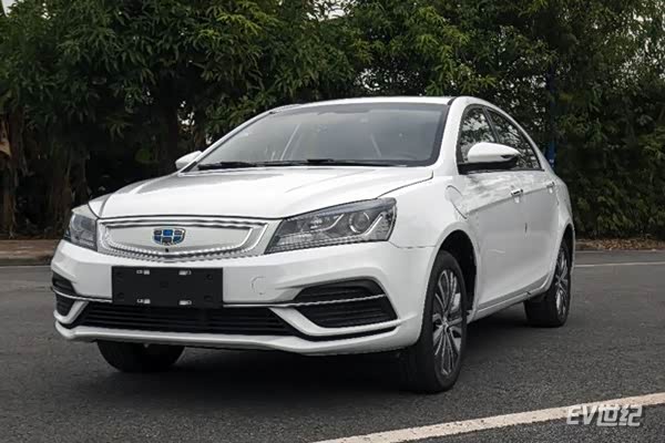 终于高端一把 吉利帝豪EV450内饰图曝光_车家号_发现车生活_汽车之家