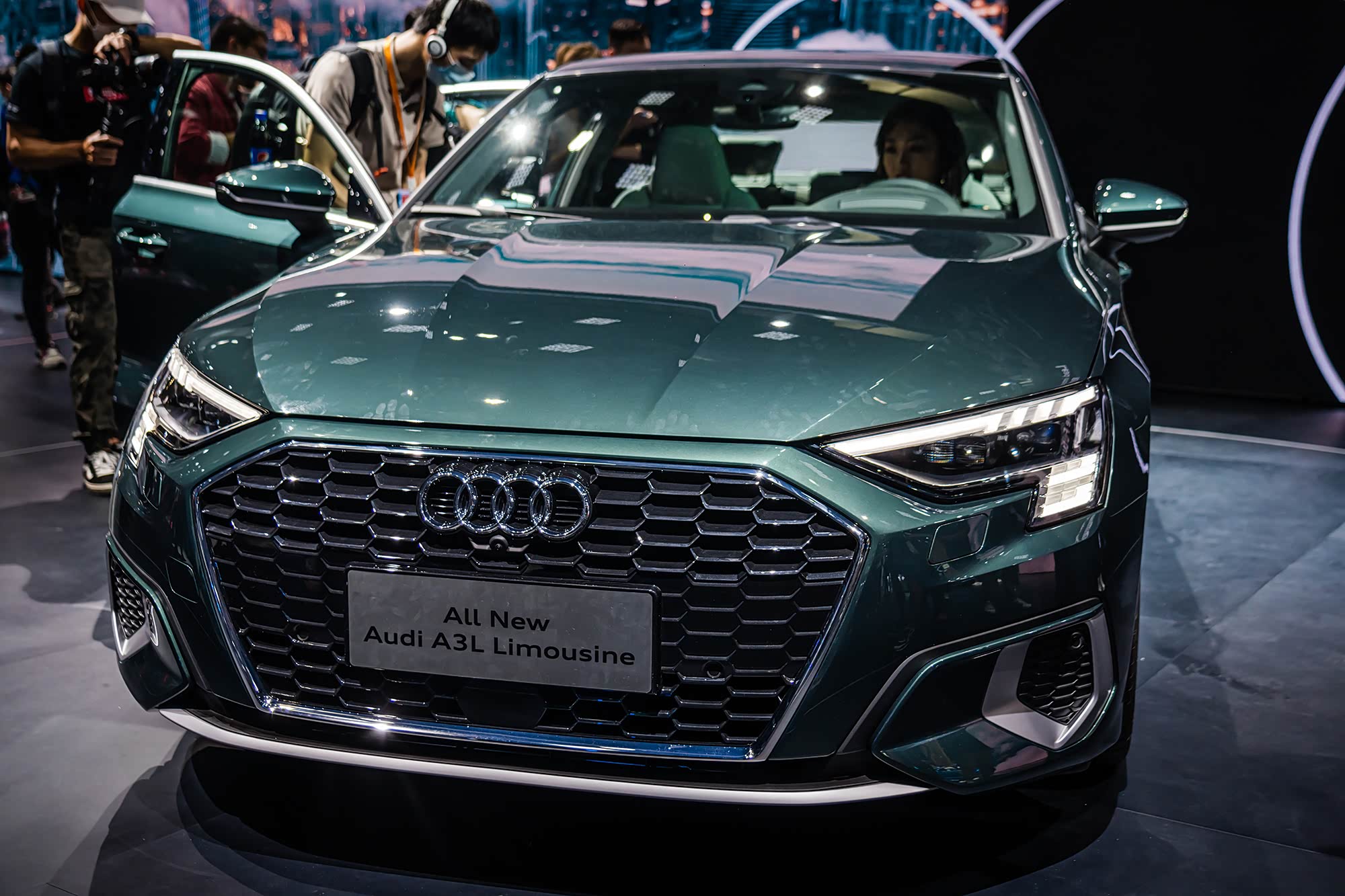 奥迪A3L Limousine广州车展首发亮相_车家号_发现车生活_汽车之家