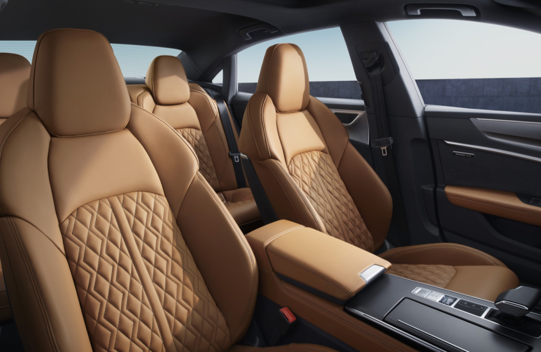 颜值依然高/空间大赞 解析上汽奥迪A7L现行版_车家号_发现车生活_汽车之家