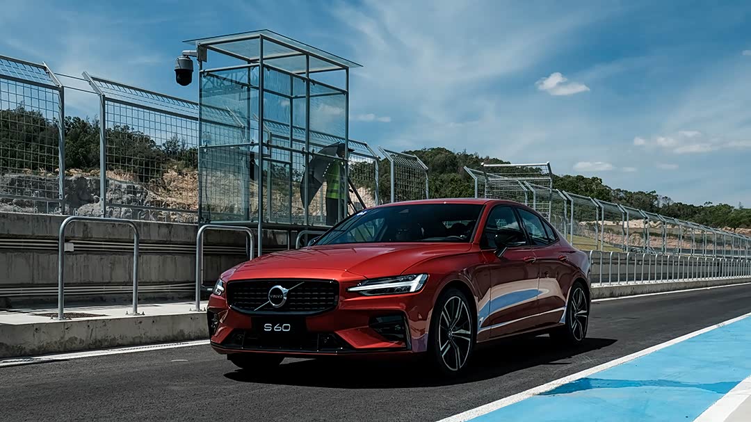 新款沃尔沃S60试驾！2.0T+48V真的越开越爽_车家号_发现车生活_汽车之家