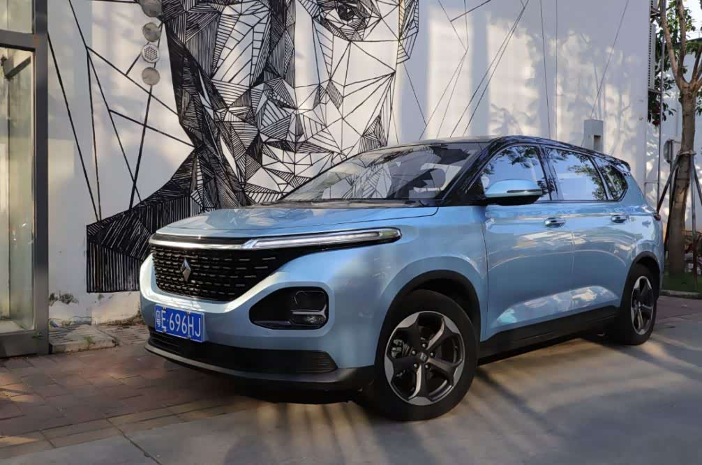 宝骏RM-5提车记，为何二孩宝妈毫不犹豫买了它？_车家号_发现车生活_汽车之家