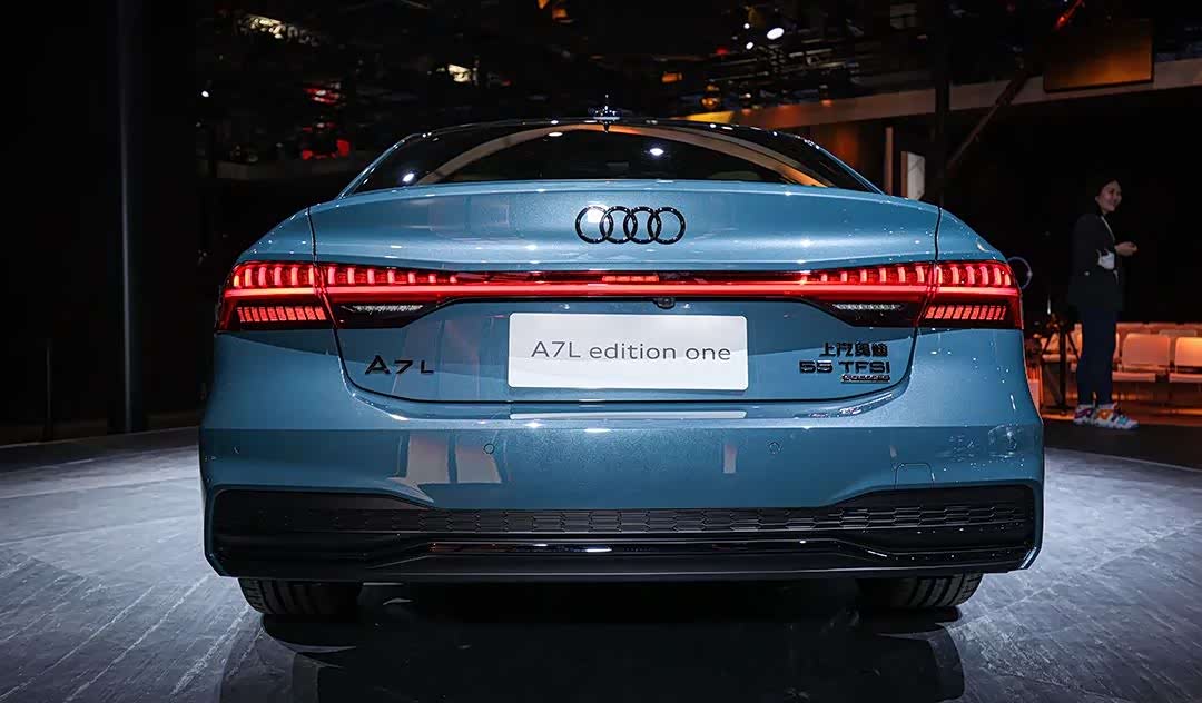 上汽奥迪A7L不像A7像A8，豪华程度直让A6羡慕_车家号_发现车生活_汽车之家