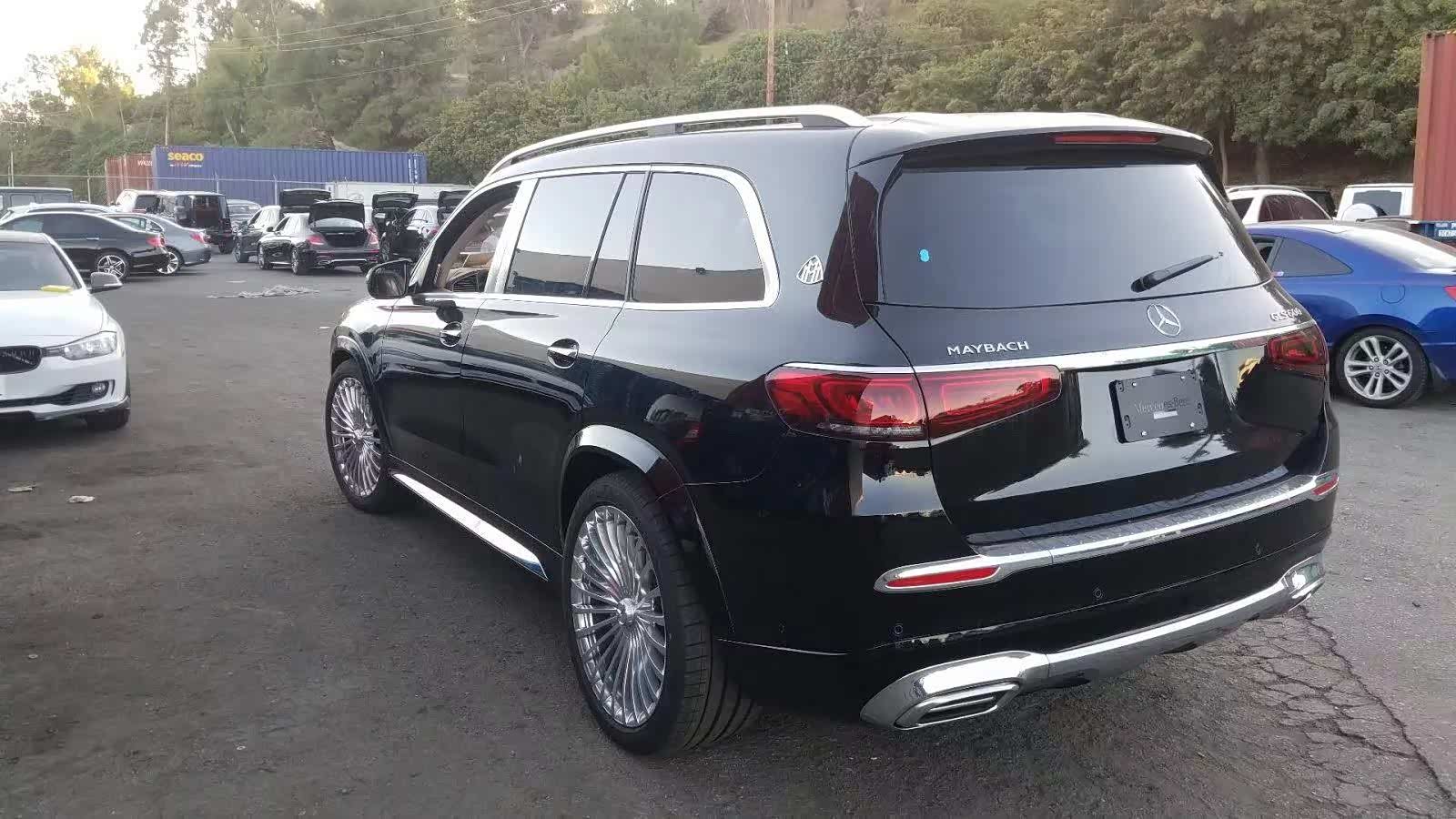 礼遇天地—2021款奔驰迈巴赫GLS600平行进口版，出于奔驰高于奔驰_车家号_发现车生活_汽车之家