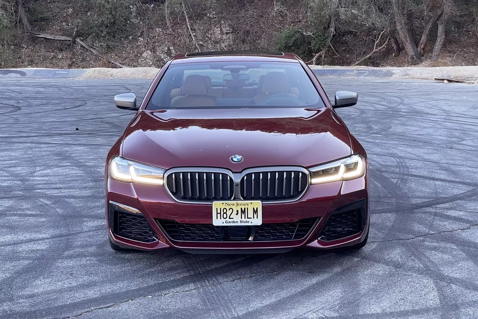 2021款宝马M550i：绝对可以替代M5的“V8大宝马”_车家号_发现车生活_汽车之家