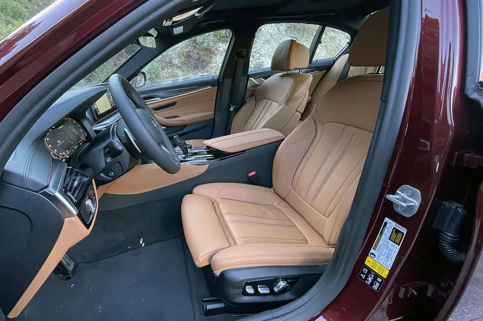 2021款宝马M550i：绝对可以替代M5的“V8大宝马”_车家号_发现车生活_汽车之家